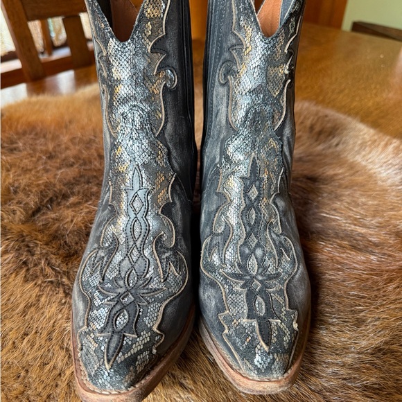 Dan Post | Shoes | Dan Post Black And Tan Snip Toe Cowboy Boots | Poshmark